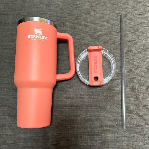 Stanley | Dining | Used Grapefruit Stanley Cup Tumbler 4oz With Handle ...